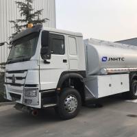 China Sinotruk HOWO 371hp Oil Fuel Tanker Trailer Euro2 Euro3 25000L 6x4 for sale