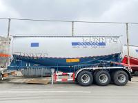 China SINOTRUK 3 Alxes Bulk Cement Trailer Diesel Engine 50 Ton 45 Cbm for sale