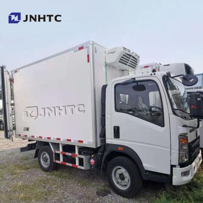 China Sinotruk HOWO Euro2 Refrigerator Freezer Vaccine Truck 5 Tons 4x2 6 Wheels Light for sale