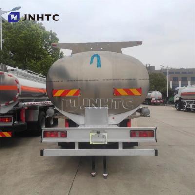 China 8x4 Howo Left And Right Hand Steering Diesel Oil Tank Truck Transporter Big Capacity for sale