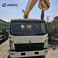 China Sinotruk Howo 4X2 Light Telescoping Boom Crane Truck 5 Ton for sale