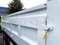 China HOWO 4X2 4x4 Light Duty Commercial Trucks 10 Ton Dump Tipper Truck for sale