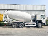 China 10 wheels Sinotruk 10m3 Cement Mixer Machine Truck for sale