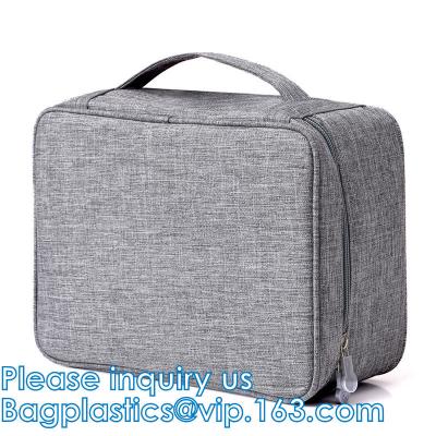 China Travel Makeup Bag Large Cosmetic Organizer 23x8x31.5cm Waterproof Toiletry Bag for sale