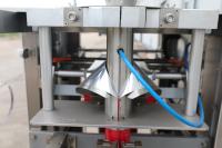 China HVC520 Vertical Form Fill And Seal Machine With Intelligent Thermo Control for sale