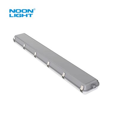 China IP65 Tri Proof Vapor Tight LED Luminaire 40W 5200LM Emergency Battery Backup for sale
