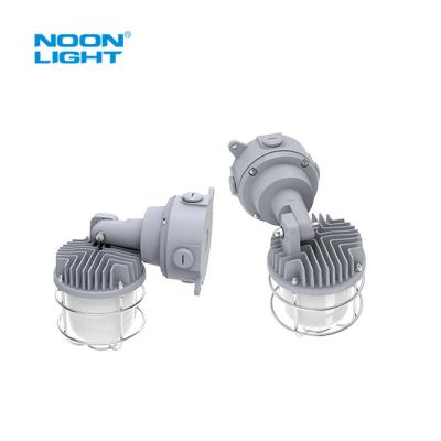 China DLC5.1 LED Vapor Tight Fixture 30W 100-277V with Motion Sensor 120LM/W for sale