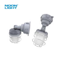 China 120 Lm/W Vapor Tight LED Light Fixture Frosted Lens 30K-57K Single CCT 30W Dimmable for sale