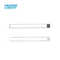 China 3.5W 500lm Wireless Under Cabinet Lighting Home Use With PIR Sensor Built In Battery for sale