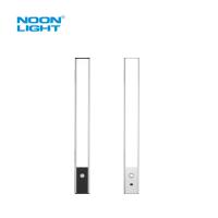 China 1.5W 100lm Rechargeable Wireless Under Cabinet Lighting Dual Sensor for sale