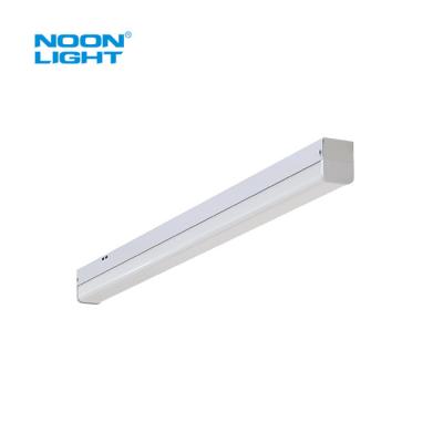 China 4FT 20W 3900lm LED Linear Strip Light Adjustable CCT 3000K-5000K 130lm/W for sale