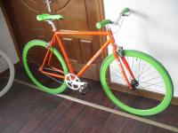 China Thickslick Tire 700C 45MM Aluminum Rim Single Speed Fixie Gear Bicycle with Steel Fork for sale
