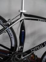 China Ordinary Pedal 700C Racing Bike with Lightweight Aluminum Alloy Frame and 24 Speed for sale