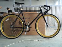 China 13kg Gross Weight Belt Drive Fixed Gear Bike with Hi-Ten Steel Frame and Style Design for sale
