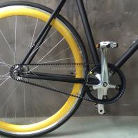 China Alloy Pedal 2016 High End Men Style 700C Single Speed Belt Drive Road Bike/Fixie Bike in Any Color for sale