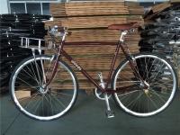 China Effortlessly Cruise Through the City on this 3-Speed Men's City Bike with Basket for sale