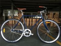 China Effortlessly Cruise Through the City on this 3-Speed Men's City Bike with Basket for sale