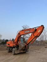 China High Efficiency Engine 20 Tons Wheeled Excavator Doosan 210W-7 for sale