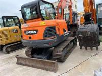 China DX60 Used Earth Moving Equipment Doosan Mini Digger Backhoe 6T for sale