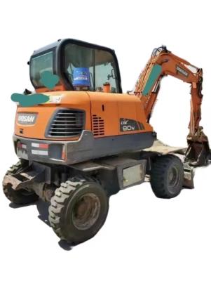 China 6 Ton DX60W Used Doosan Excavator Digging Force 28KN Doosan for sale
