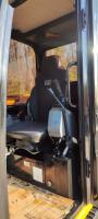 China 135L Fuel Tank Capacity Second Hand CAT Excavators With 3.33L Displacement for sale