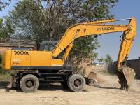 China Pre Owned Hyundai 210W-7 Excavator With 115000W Power And 6060 Mm Digging Radius for sale