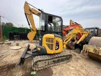 China 2.8km/h Traveling Speed Used Komatsu 35mr-2 Excavator With 9rpm Swing Speed for sale