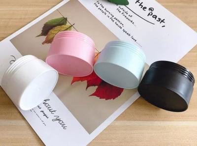 China 20g 30g 50g Pp Cosmetic Double Walled  Plastic Jars With Lids for sale
