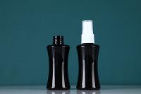 China Hot Sale PET unique design black plastic perfume spray bottles， liquid spray bottle for sale