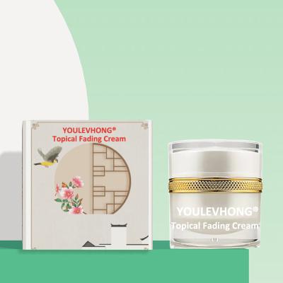 China Dark Spot Brightening Topical Fading Cream Vitamin C Licorice Extract Unscented Face Treatment for sale