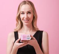 China Light Floral Scent Whitening Cream Evens Skin Tone Reduces Dark Spots Hydrates Skin for sale