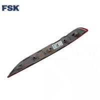 China Hot Sale 84306358 84306359 Applicable To Chevrolet Equinox Rear Bumper Light Reflector for sale