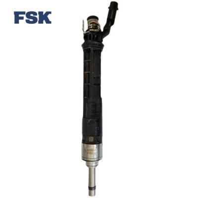 China Engine Fuel Injectors 166005550R 120322422490 Automotive Fuel Injector For Mercedes Benz for sale