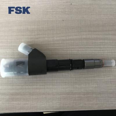 China 0445120067 Fuel Common Rail CR Diesel Injector Compatible For Excavator for sale