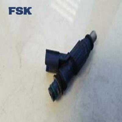 China 23250-0J010 High Precision Fuel Injection Nozzle For Toyota Yaris for sale