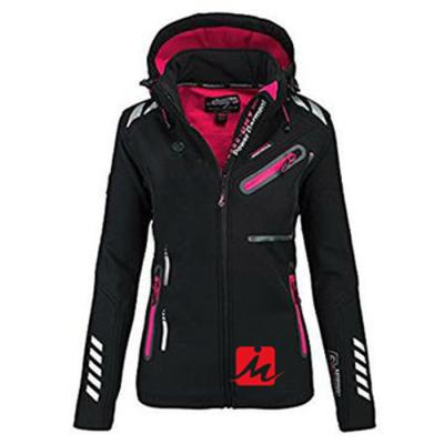 China Polyester Spandex Waterproof Softshell Jackets Women'S Champing Outdoor Hiking Jacket for sale