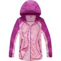 China Classic Running Lightweight Jacket Women Sport Hooded Breathable Packable Waterproof Jacket for sale