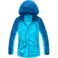 China Classic Running Lightweight Jacket Women Sport Hooded Breathable Packable Waterproof Jacket for sale