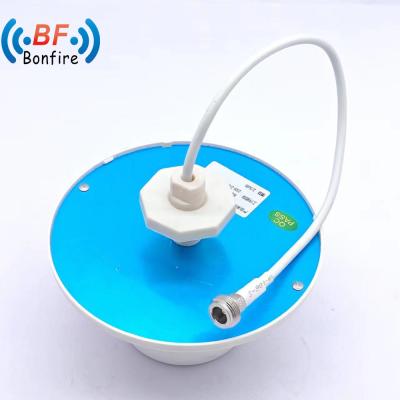 China OEM/ODM 1710-2700 3300-4000MHz 3G Original Flat Patch Antenna RF Omni Patch Panel Antenna for sale