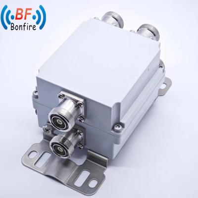 China Indoor/Outdoor IP65 1710-2170MHz 2300-2690MHz RF Diplexer with 7/16DIN Female Connector for sale