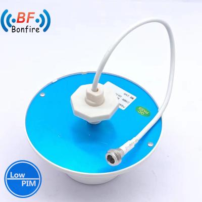 China 698-806 806-960 1710-2700 3300-4000MHz Microwave Ultra-Thin Indoor Omni Ceiling Antenna for sale