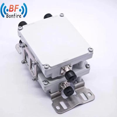China 1710-1880/1920-2170/2300-2700MHz RF Duplexer Low Pim -160dbc RF Wideband Combiner Quad-Band Combiner for sale