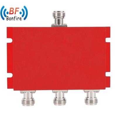 China 136-174MHz 3 Way Red RF Micro Strip Power Divider UHF VHF Divider with Indoor Capality for sale