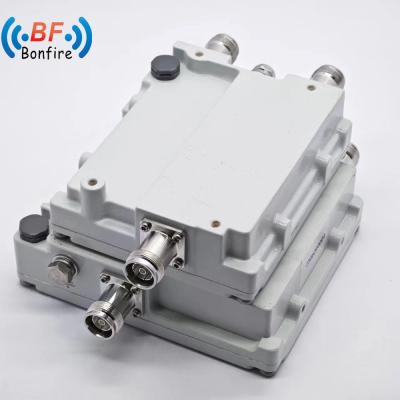 China Diplexer Triplexer Duplexer for 698-960 1710-2170 1920-2710 2300-2400 2500-2700MHz IP67 for sale