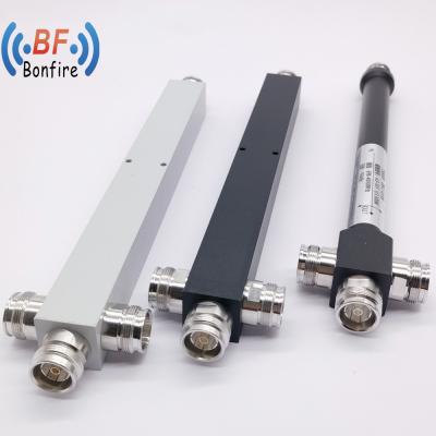 China High Power 350-3800MHz 2 Way Cavity Power Splitter with DIN Female Connectors Suitable for sale