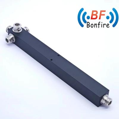 China Package Gross Weight 0.510kg 4 Way Power Divider Splitter SMA Female Type 617-4000MHz for sale