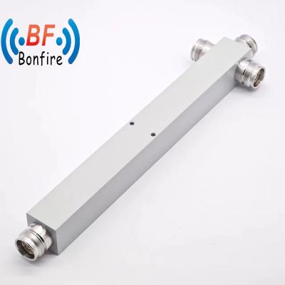 China Indoor/Outdoor IP65 GFQ-2400-6000MHz 3 Way Power Splitter Divider 4.3-10 Female Type for sale