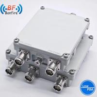 China Original Red 3 Way UHF Combiner 2500-2700MHz Quad-Band Combiner Triplexer RF Diplexer for sale