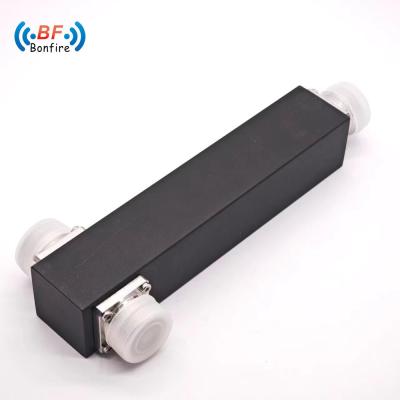 China 5000-6000MHz 2 Way Power Splitter/Power Divider IP65 with 0.510kg Package Gross Weight for sale