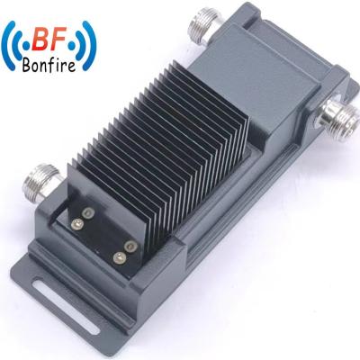 China 617-3800MHz 2 in 1 out 4.3-10f Teleminnucation Hybrid Combiner with 0.340kg Gross Weight for sale